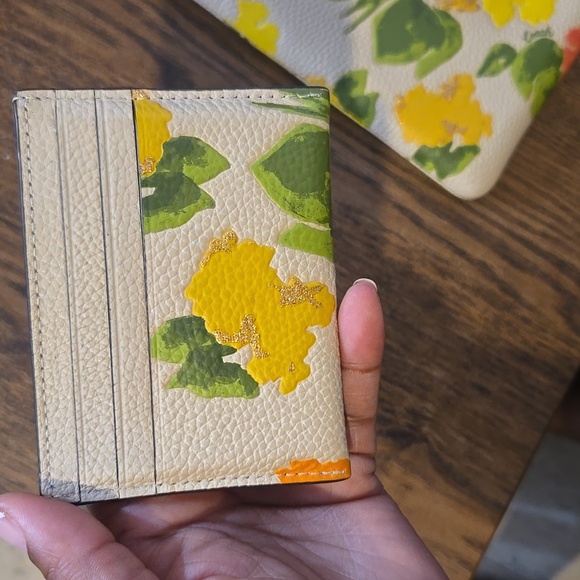 Coach | Bags | Coach Floral Print Card Holder | Poshmark